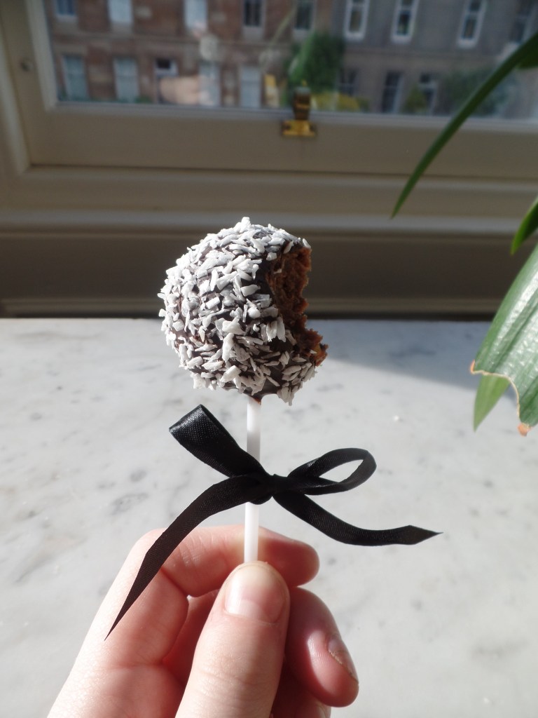 Recipe: Raw Pops – Crumble and Crunch