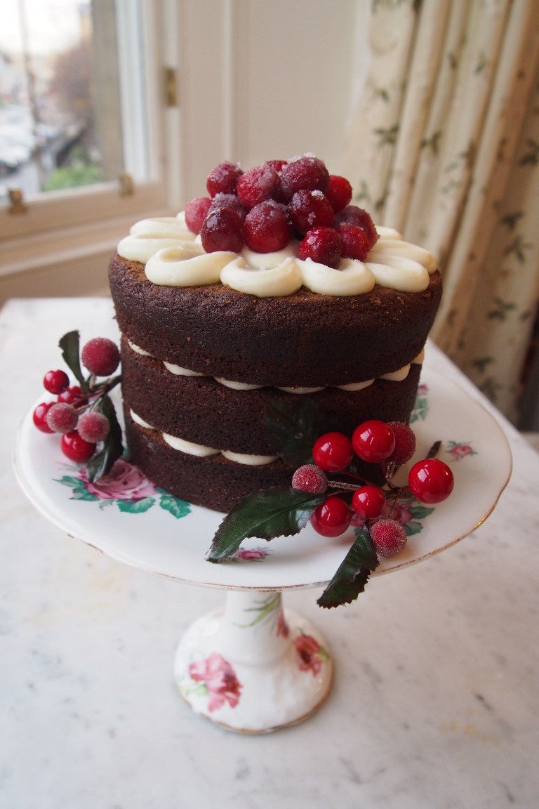 Recipe: Festive Gingerbread Cake – Crumble and Crunch